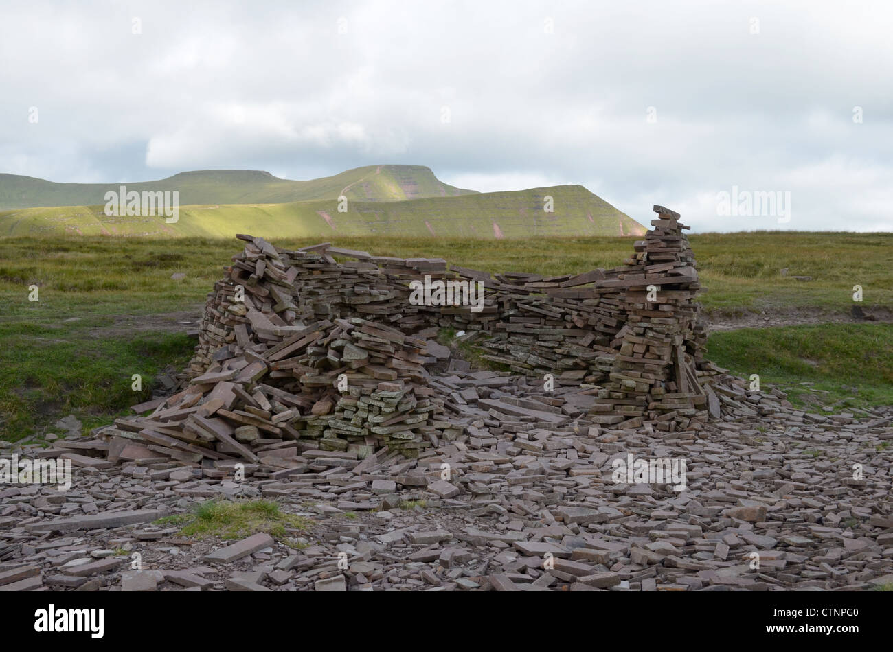 stone bothey shelter number 3203 Stock Photo - Alamy