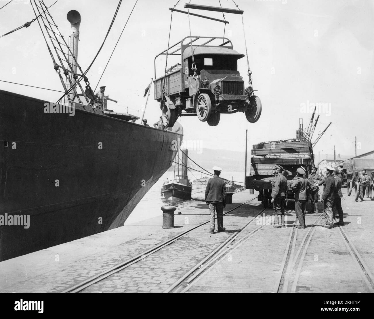 Lorry delivery at RASC MT Depot, Rouen, France, WW1 Stock Photo - Alamy