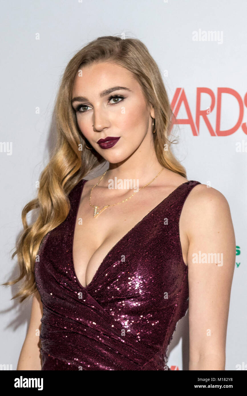 Las Vegas, NV, USA. 27 Jan, 2018. Kendra Sutherland à l'AVN Awards au Hard Rock Hotel & Casino à ...